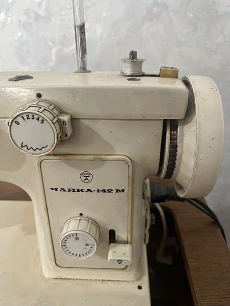 Чайка 142 м тикув мошинаси