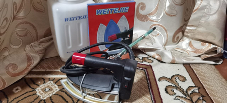 Продаю Утюг новым состояние