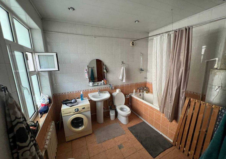 Продается дом в Яккасарайском районе (Шота Руставели)