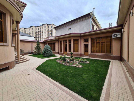 Продается Евродом.Массив Ялангач/Мечеть.