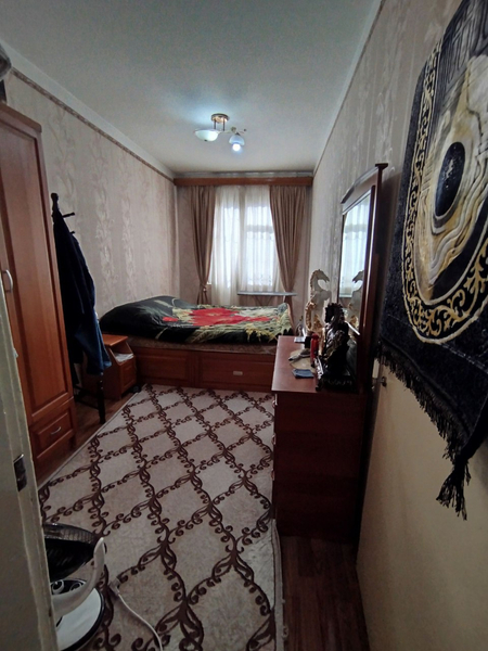 Продаётся 2/2/4 массив Феруза, ор-р Сагдиана!