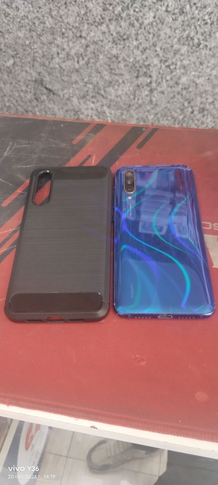 Xiaomi 9 lite srochna sotiladi