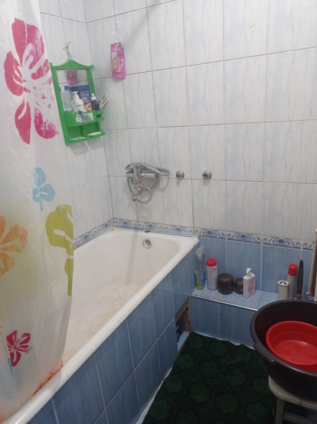 Sheriklikka ayol kishi yoki qizlarni olamiz bir xonasiga 150$