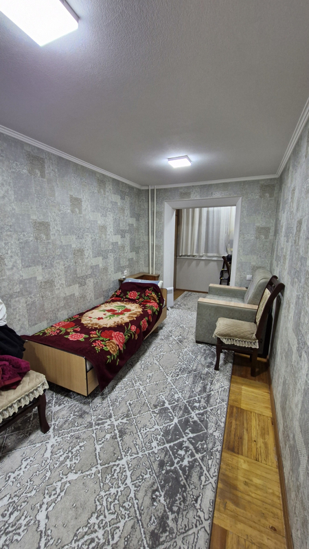 Кирпичный дом,4 х комнатная кв., Учтепа 23 кв