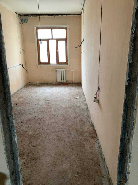 м.Яшнабад Авиасозлар-4 2-комнатная 4/4 50 м² панель без ремонта