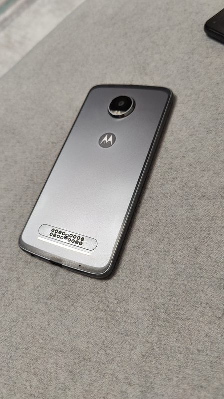 Moto Z2 Play 3/32