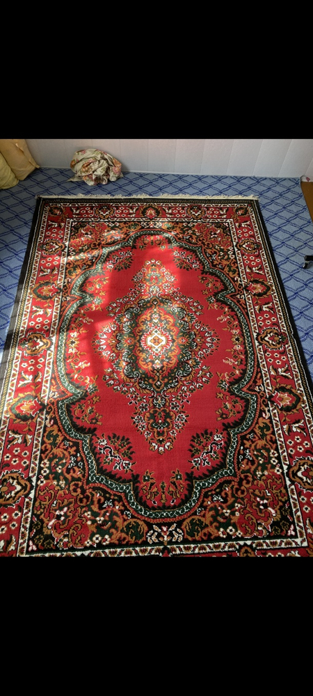 Gilamlar sotiladi