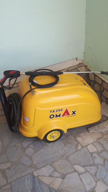 Mashina yuvgich ( karcher)