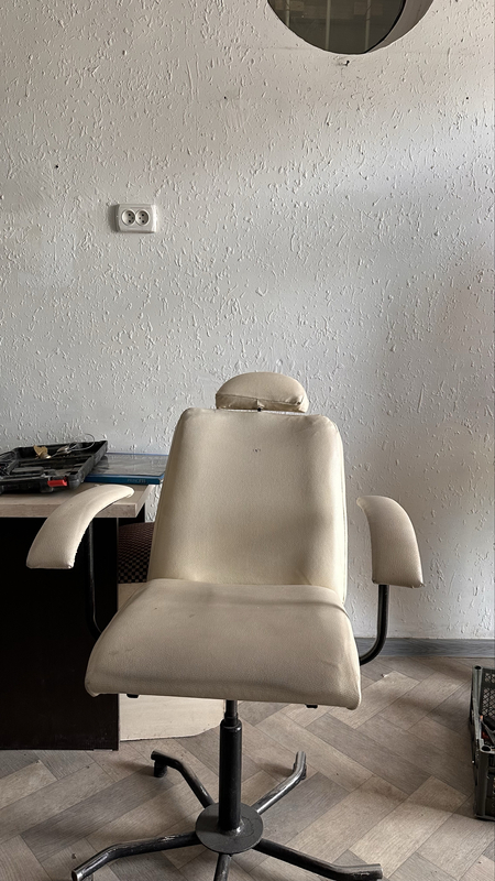 Salon uchun kreslo moykala oyna sotiladi arzon narxda