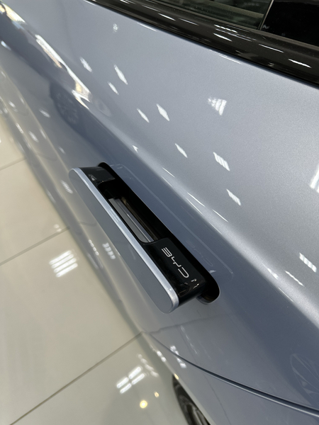 BYD SEAL 700km bir zaryad bilan