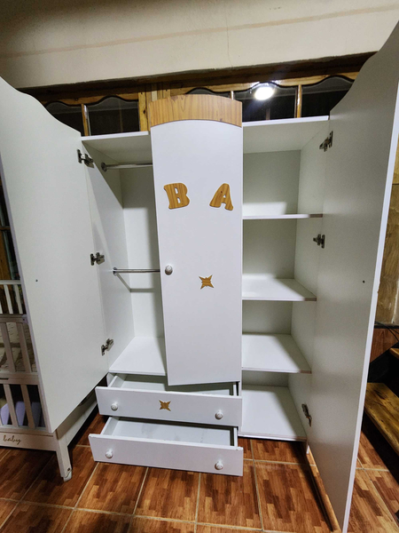 Mebel detskiy komplekt s shkafom