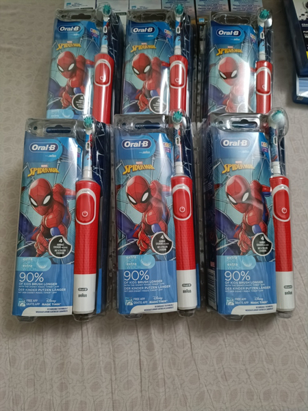 Oral B детский электронный щетки