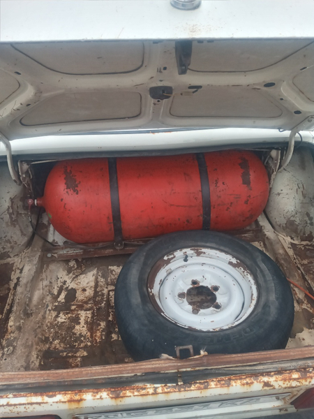 Газ 31029 сотилади