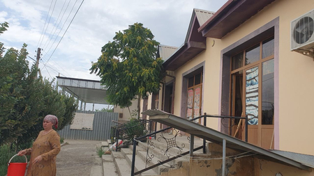 Buxanka sex sotiladi + 5 ta magazini ishlab turibti erendaga berilgan