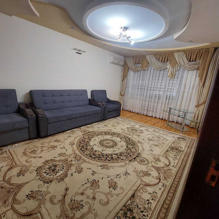 Сдается 3х комнатная кв а аренду.