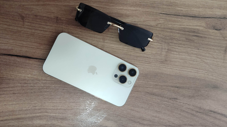 Iphone XR 13 Pro sotiladi