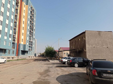Продаётся коммерческое здание по магазин, офис