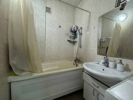Продается 3х ком. квартира, ор-р: паркентский, 75м2