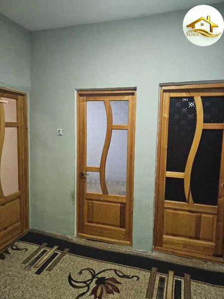 Продаётся 3х квартира на 4 этаж ор:р 5-микр