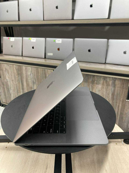 Америкаскый MacBook 2019