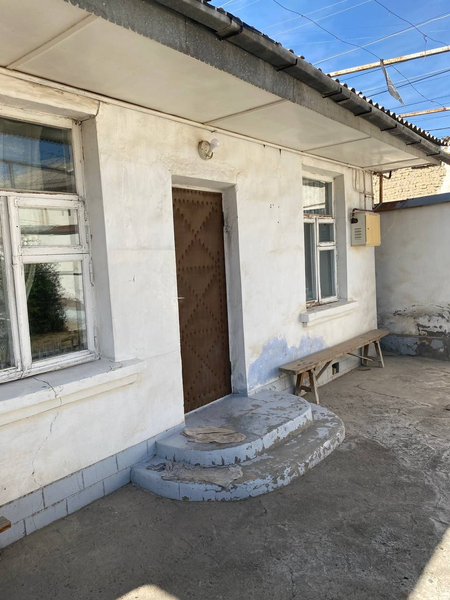 Продаётся участок дом в городе Янгиюль
