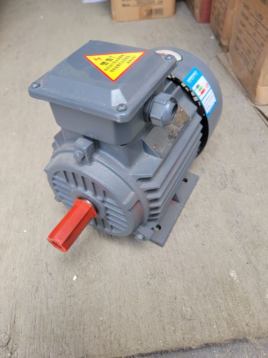 Elektr motor Электродвигатель 1.5 kW 3000 об/мин