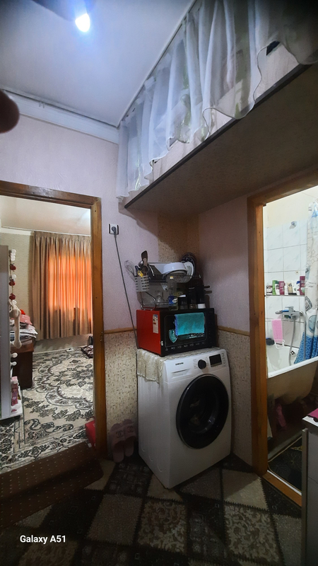 Срочно продаётся Бадамзар 1/3/4 бывщая общежития