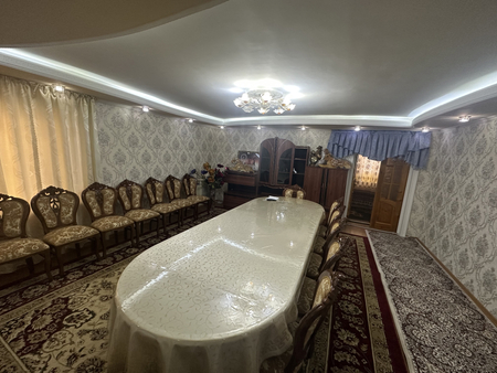 Продается квартира 90 м в районе 8 Марта под бизнес