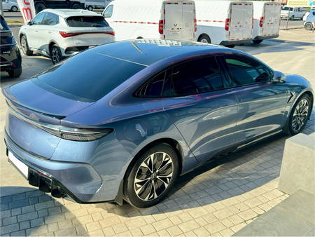 BYD Seal Sport 700km