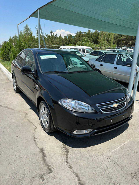 Halol nasiya savdoga GENTRA M/T