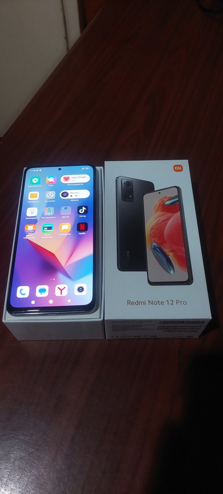Продаю Redmi Note 12 Pro 8+4/256GB как новый за 160 у.е!
