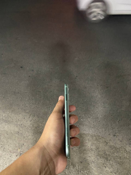 iPhone 11 karobka dokument bor, region Ll/a joyi 128 gb rangi mentol