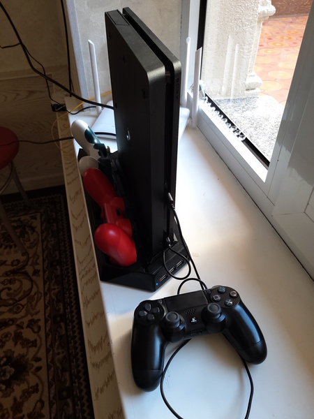 Playstation 4, pro 2 tb lik
