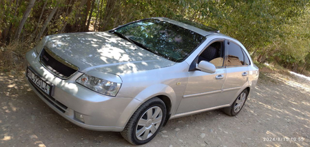 Ласетти 2005 сотилади