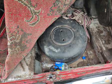 Vaz 2102 mehnatga tayyor moshina