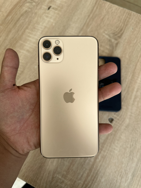 iPhone 11pro max 64
