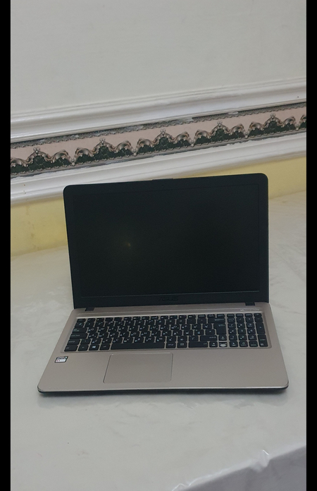 Noutbuk ASUS X54OY