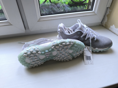 Женские кроссовки Adidas, оригинал. Куплены и привезены из Америки(39)