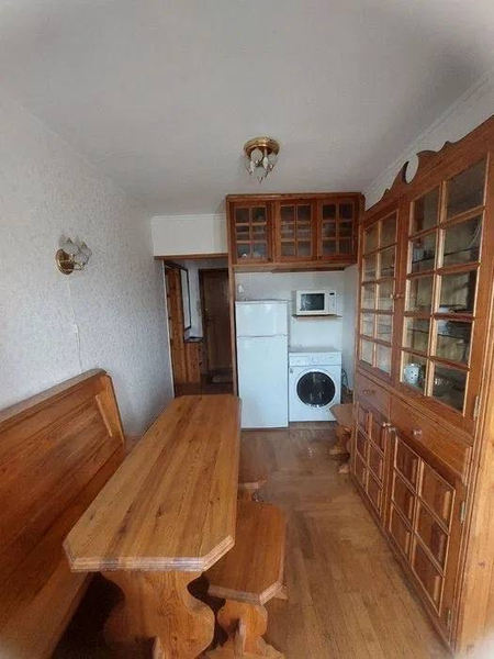 Сдается в аренду 1/4/5 на Максим Горького Ориентир Магазин Светлана