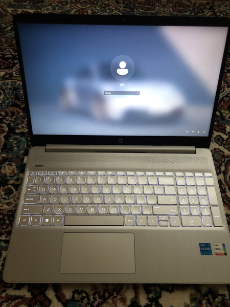 Hp 15s   12-avlod 8/512