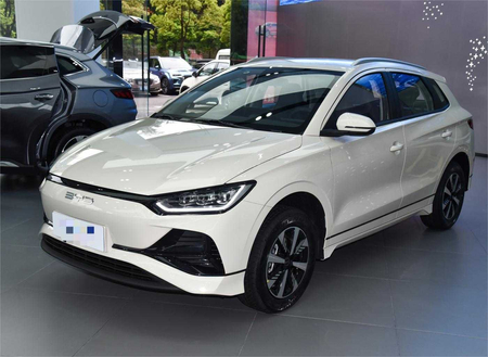 * BYD E2 — электромобиль, поддерживающийся на 405KM