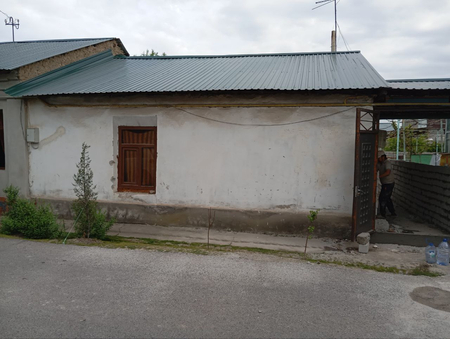 Продаю землю 5.33 сотик мирабаском районе ок уй махалла