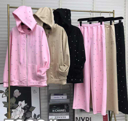 Miu Miu двойка осенняя