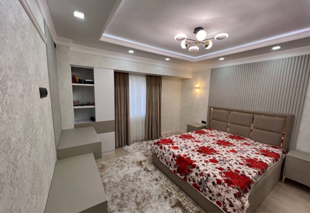 Продается 4х комнатная квартира,Лабзак,ориентир парк Локомотив,104м2
