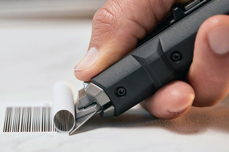 Прочный универсальный нож-скребок. toughbuilt scraper utility knife