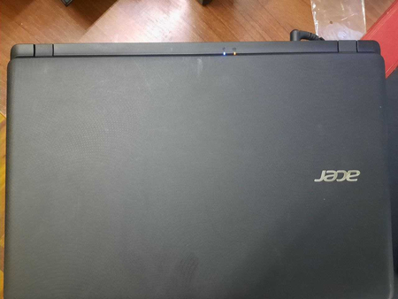 Acer Aspire e15 i3