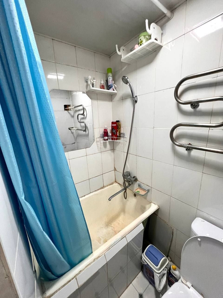 Срочно аренда \\nОилага\\nОктепа круг\\n1/2/4\\n1хона, 2- этаж\\n330$\\n300$ лага