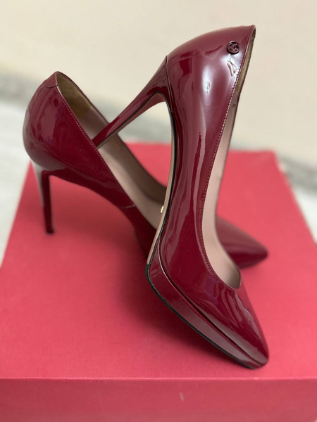 Натуральная кожа. Производство Италия. Gucci. Размер 36