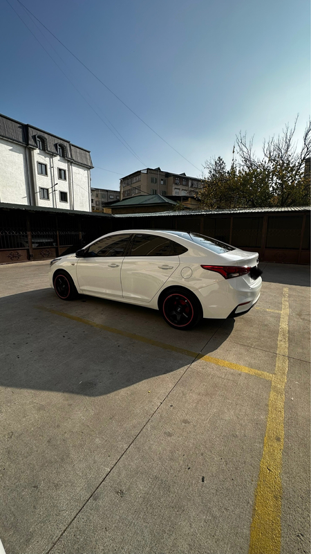 Hyundai Accent Active Plus