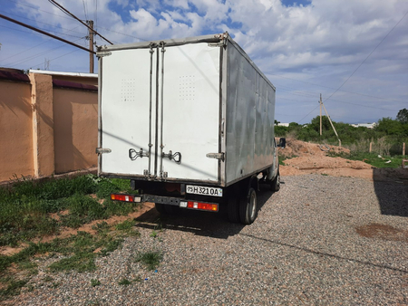 Gazel Furgon 2000yil rangi oq 7.500$ Srochni Sotiladi Motor 24.10 Moy